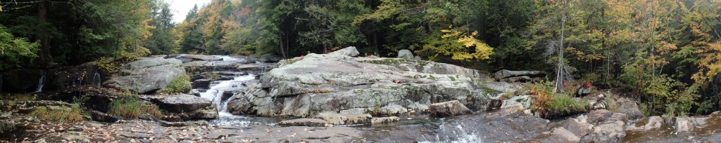 Wild & scenic tour Windsor Jambs | The Westfield News |October 25, 2012