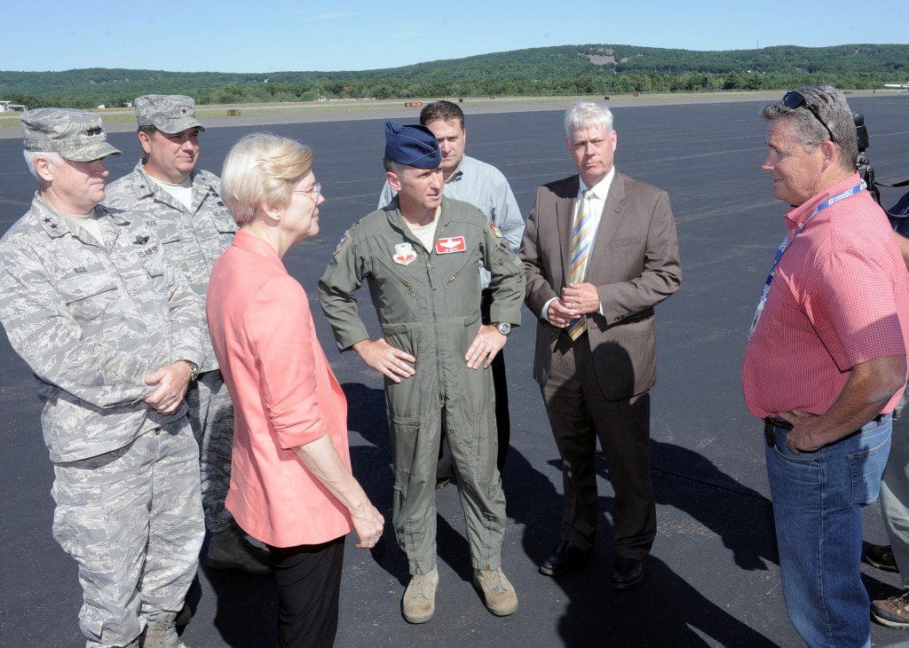 Warren tours Barnes | The Westfield News |August 6, 2013
