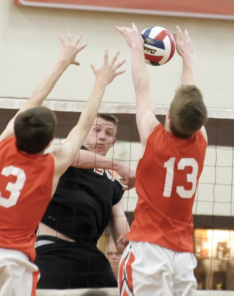 Brownies ground Bombers | The Westfield News |May 30, 2014