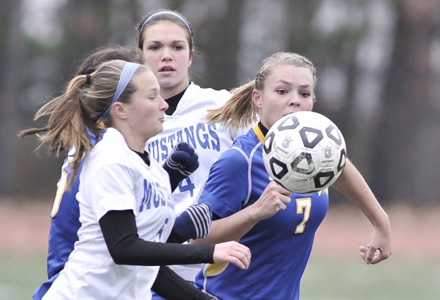 It's final: Monson again | The Westfield News |November 16, 2014